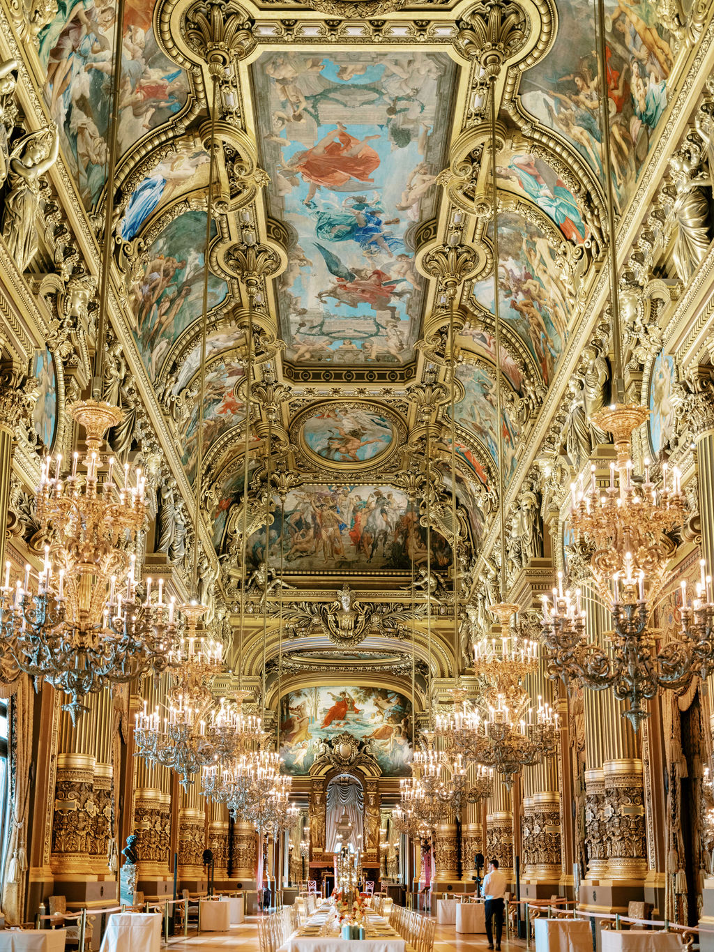 Anniversary event at Opera Garnier | floraison-paris.com